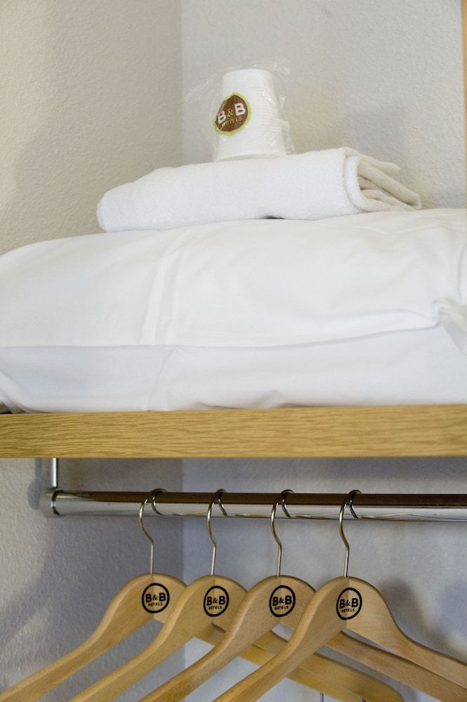 B&B HOTEL La Rochelle Angoulins-sur-Mer in Angoulins - de beste ...