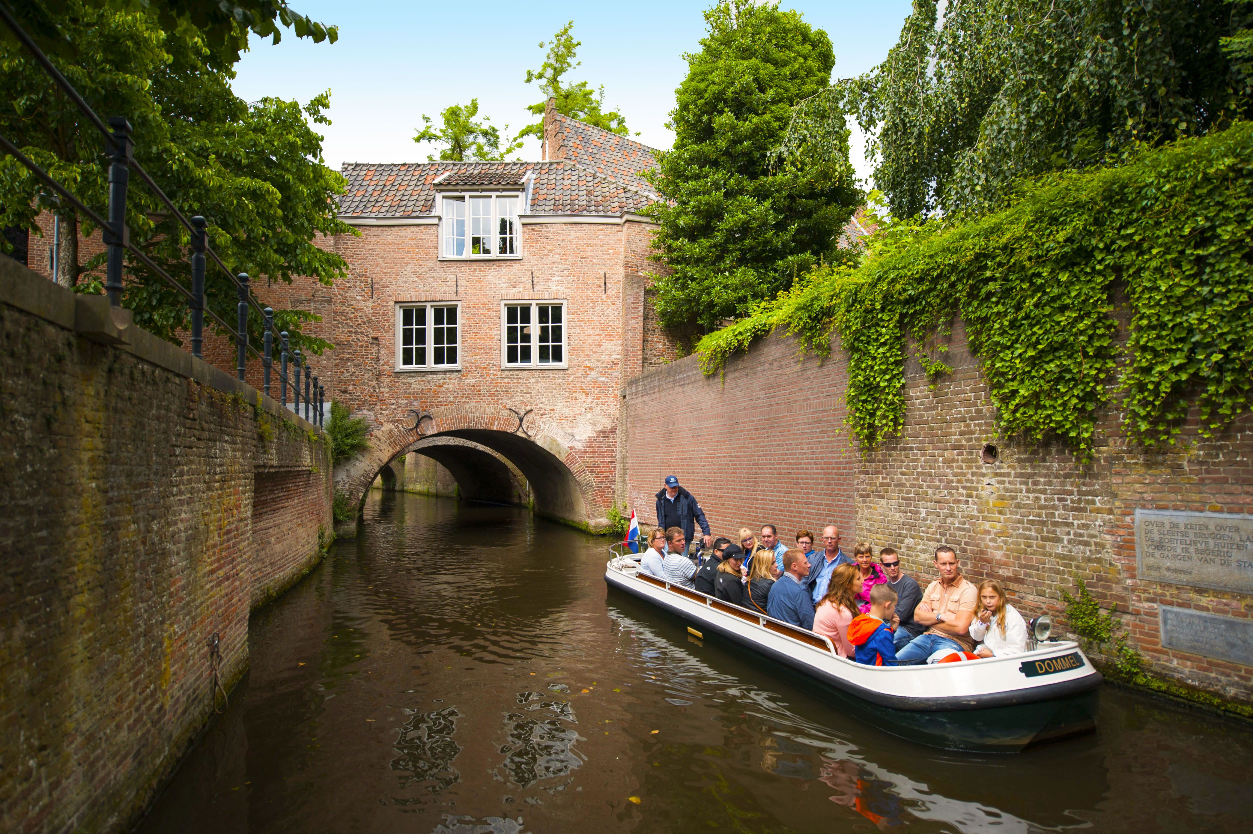 Secret hotel Den Bosch centrum in Den Bosch - de beste aanbiedingen!