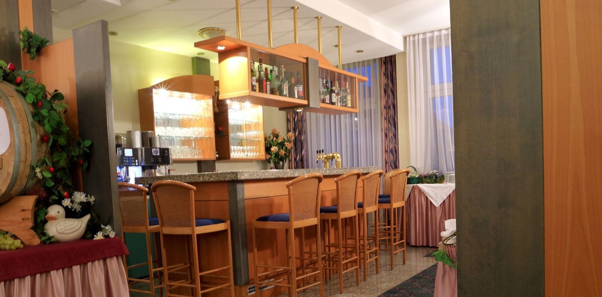 PLAZA Hotel Blankenburg Ditzingen, Sure Hotel Collection in Ditzingen ...