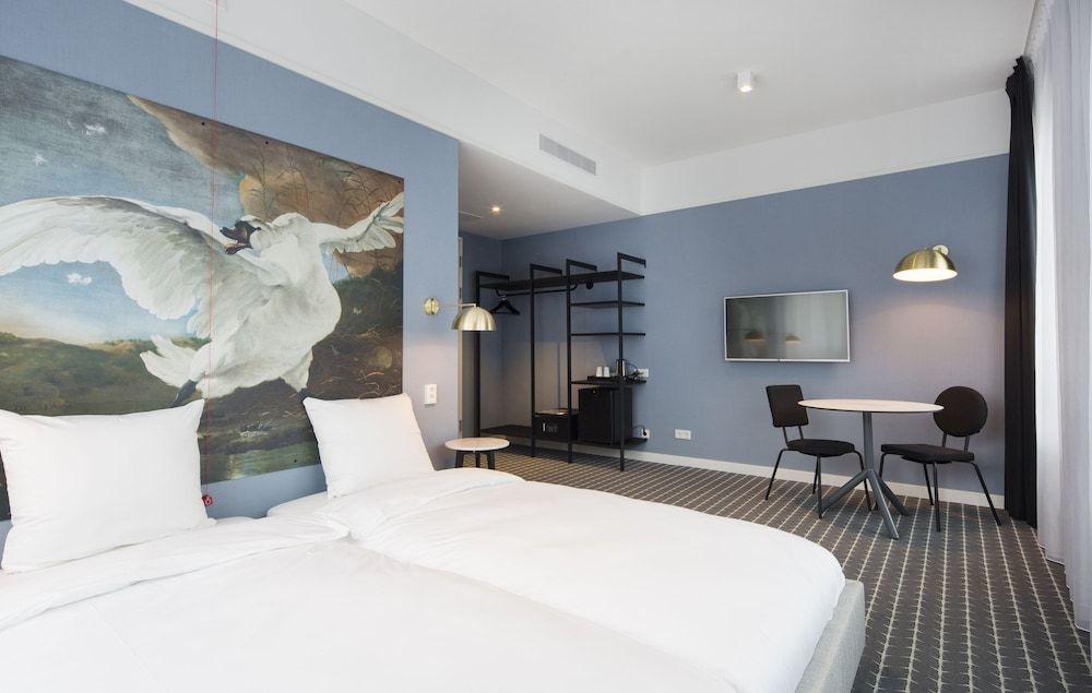 Corendon Urban Amsterdam Schiphol Airport Hotel in Badhoevedorp - de ...