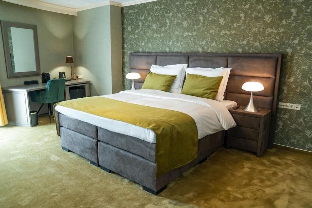 Hotel & Restaurant Infinity in Zwolle - de beste aanbiedingen!