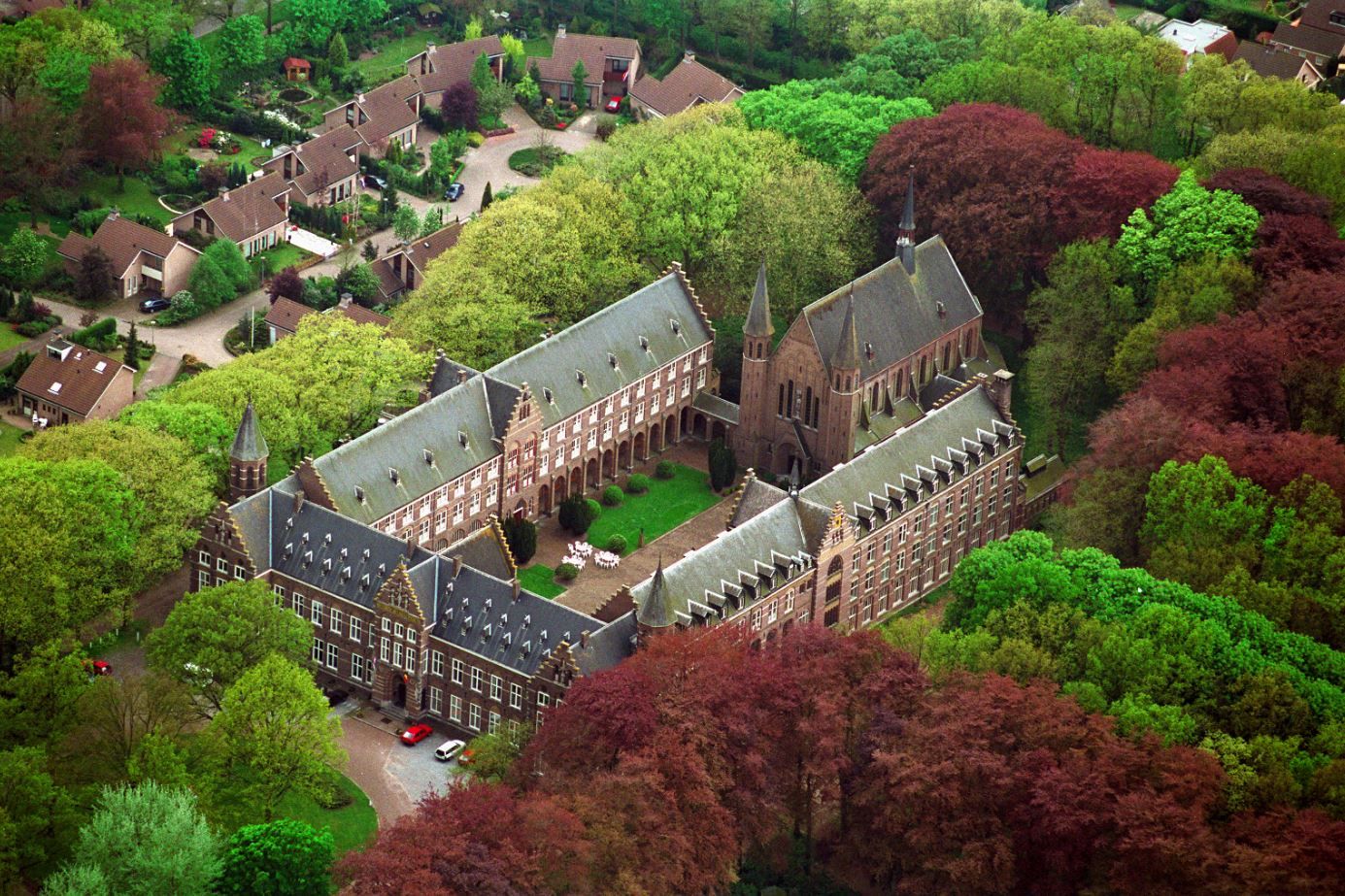 Hotel Klooster Bovendonk in Hoeven - de beste aanbiedingen!