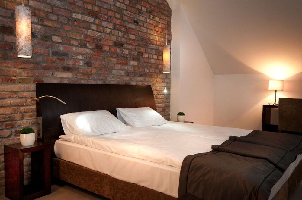 Hotel Remes in Opalenica - de beste aanbiedingen!