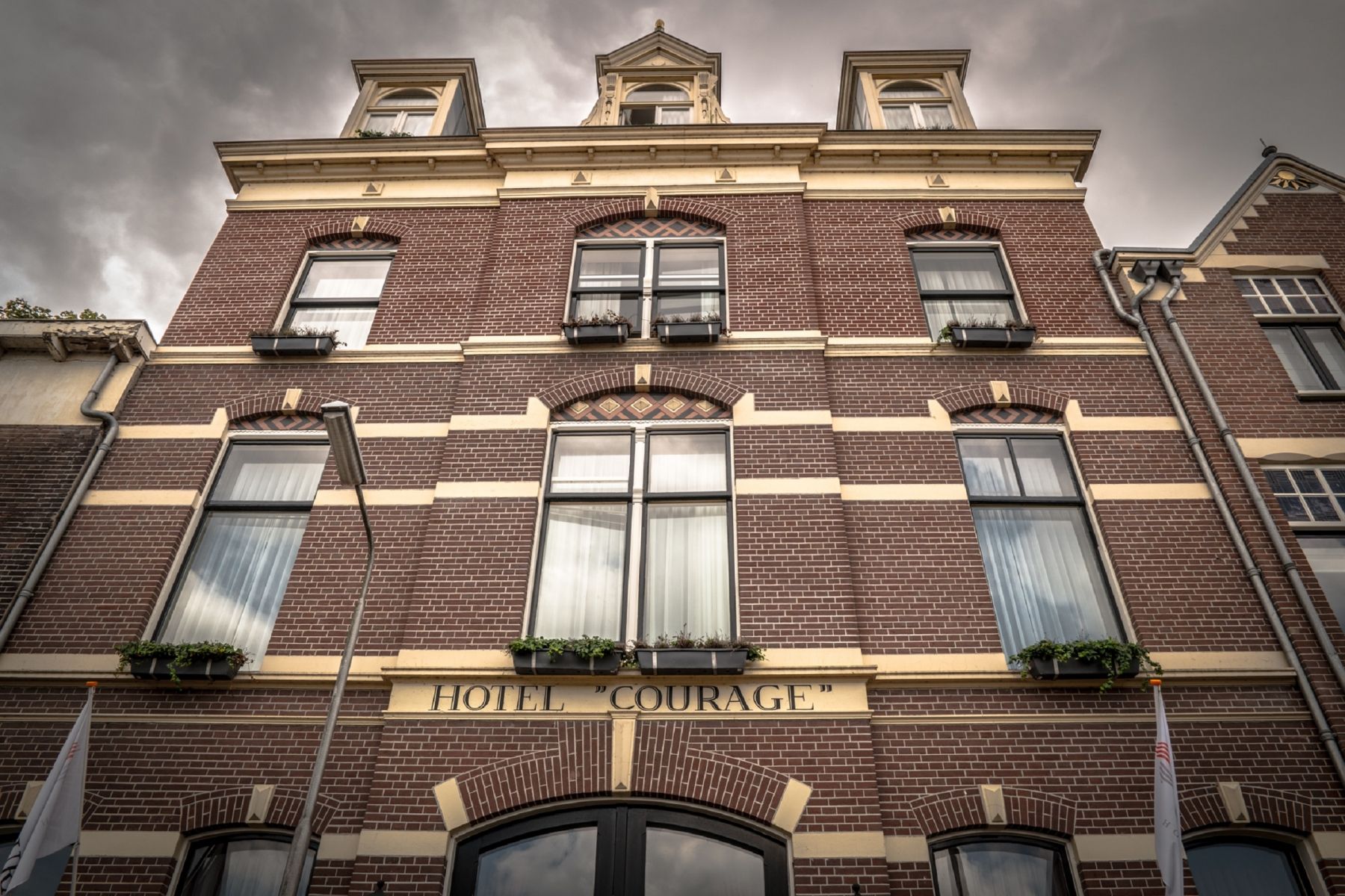Hotel Courage Waalkade in Nijmegen - de beste aanbiedingen!